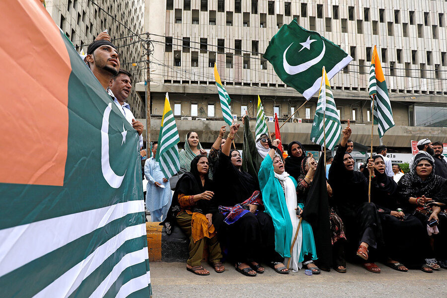 Kashmir crisis: The global politics behind India’s leverage - CSMonitor.com