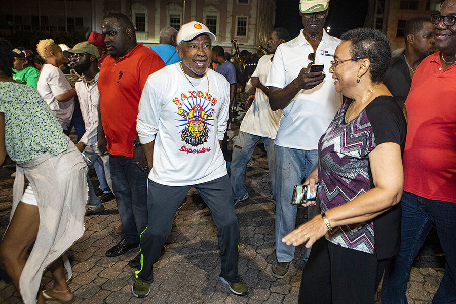 Junkanoo: How a Bahamian parade keeps the season bright. - CSMonitor.com