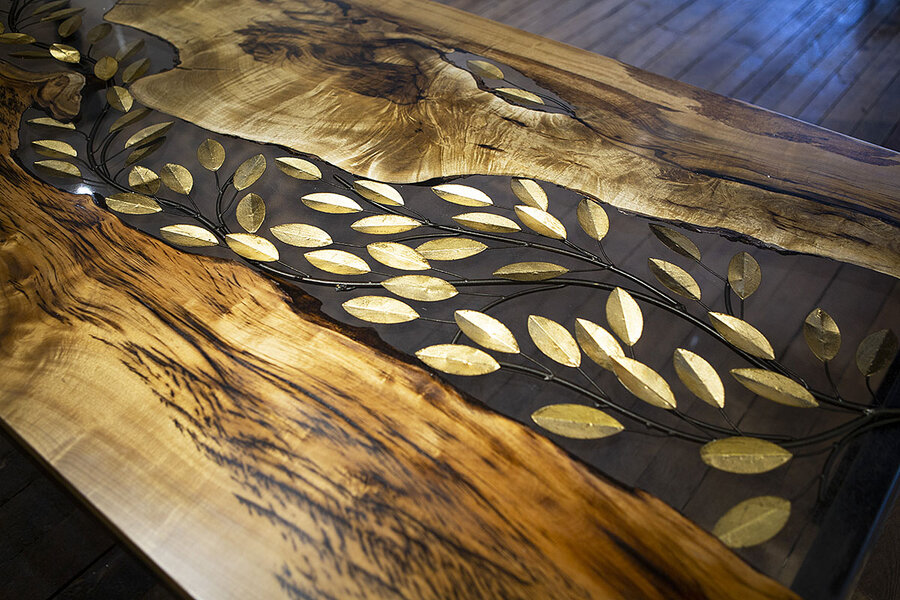 ShackletonThomas keeps tradition of furniture and pottery made by hand ...