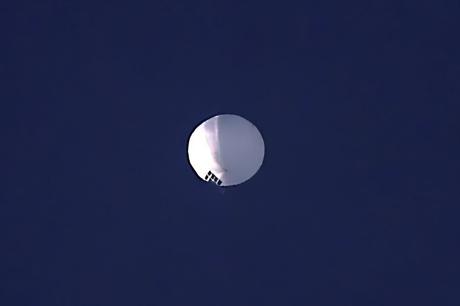 Cloud Reader Or Spy Balloon China Downplays Civilian Airship In Us 