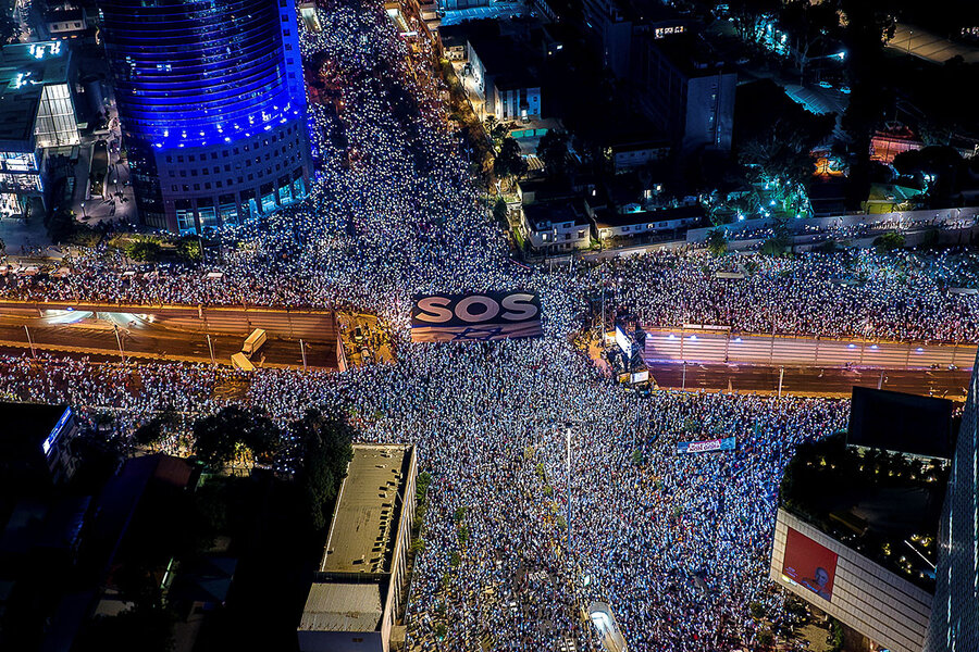 Israel democracy protesters, government are back on collision course ...