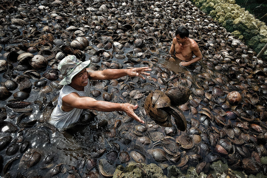 Meet the Filipino artisans reviving the unique ‘asin tibuok’ salt ...