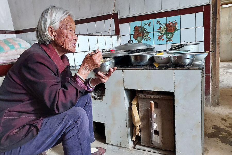 China Country Life: Noodles & Cave Dwelling Experience - World Today ...