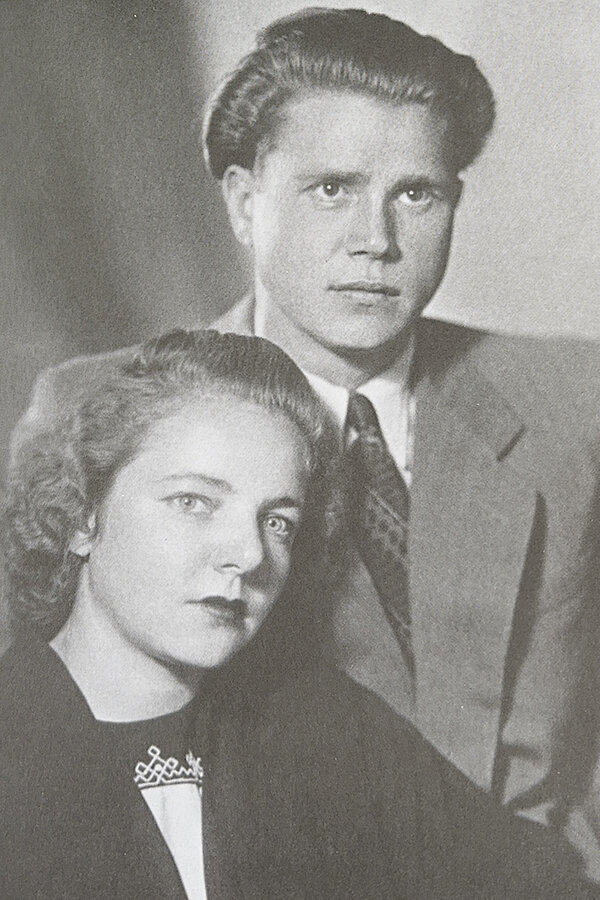 ‘The Spy in the Archive’ tells how Russian secrets were carried to the ...