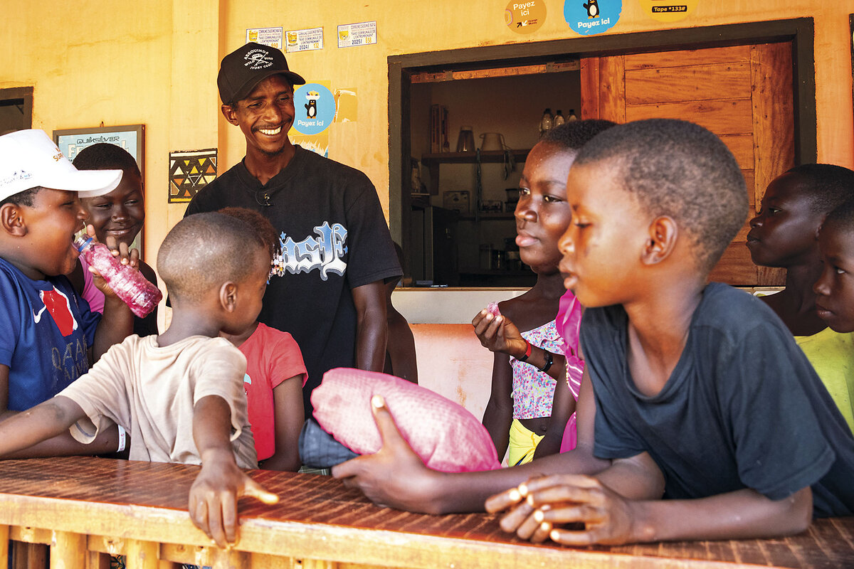 The popularity of surfing is on the rise in Côte d’Ivoire - CSMonitor.com