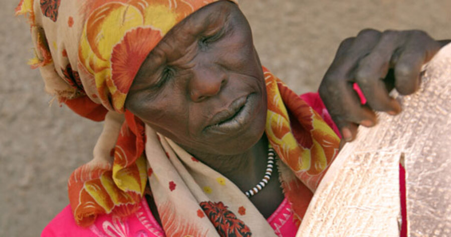 Simple sun-cooker takes off as a way to help Darfuris - CSMonitor.com