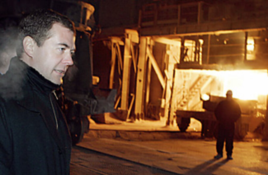 It's official: Medvedev for (Russian) president - CSMonitor.com