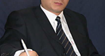 Bruce Lasky trains young lawyers in Asia to defend the poor and ...