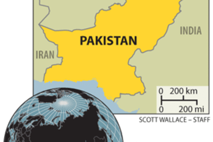 Pakistan turns to force against militants - CSMonitor.com