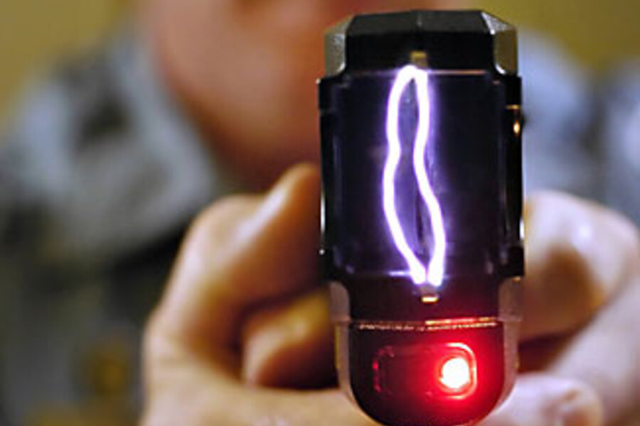 Are stun guns too deadly? Louisiana case adds to debate. - CSMonitor.com