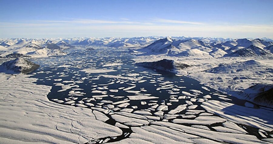 Shrinking Arctic Ocean sea ice signals climate change - CSMonitor.com