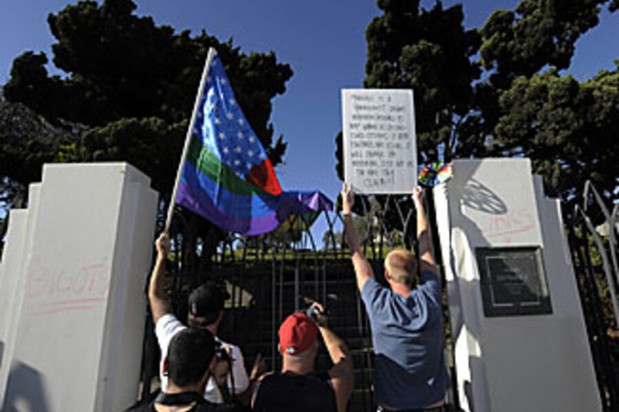 Gay activists protest Mormon church - CSMonitor.com