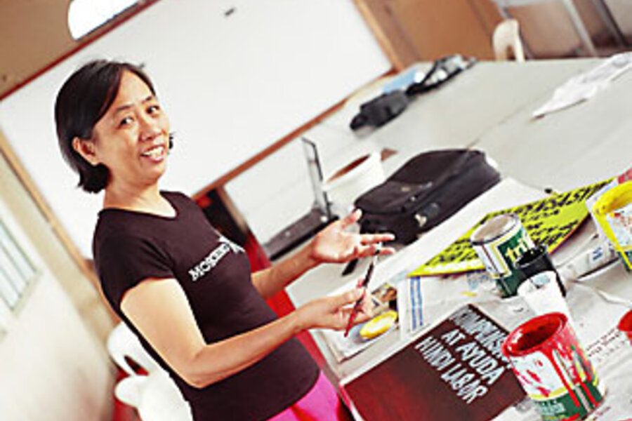 Filipina activist boosts overseas workers - CSMonitor.com