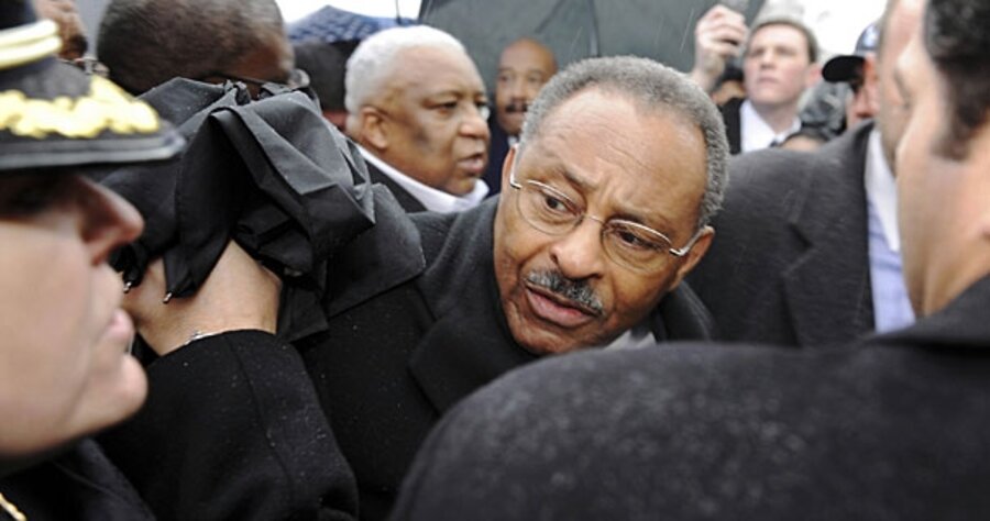 Senate rejects Burris, but law may be on his side - CSMonitor.com