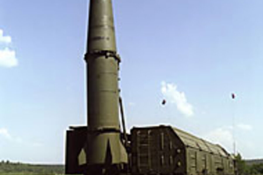 Russia and US poised to relaunch nuclear reduction treaty - CSMonitor.com