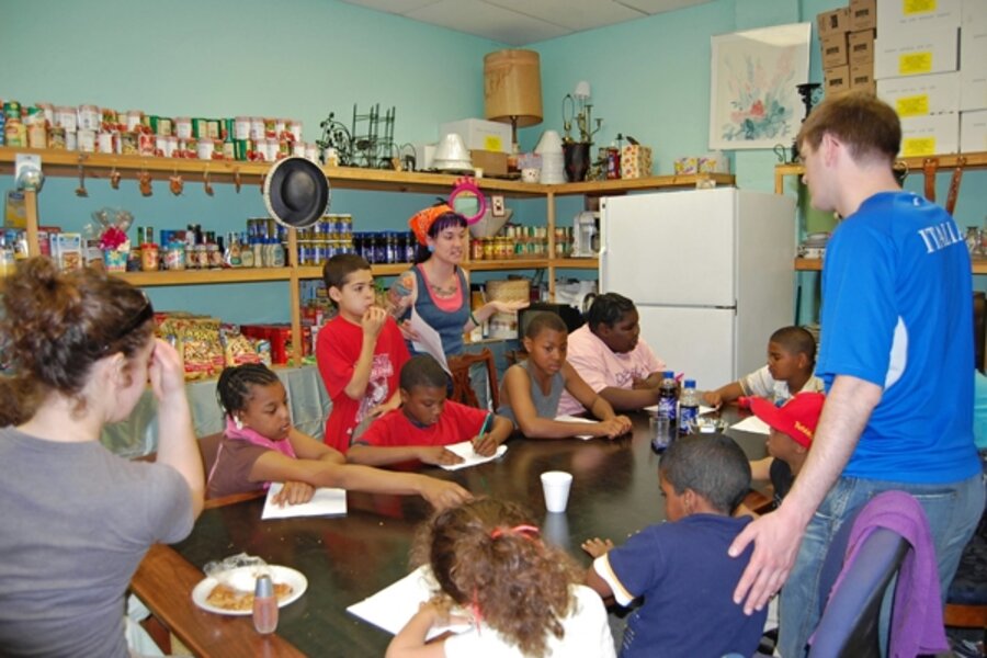 Christian outreach moves into the inner city - CSMonitor.com