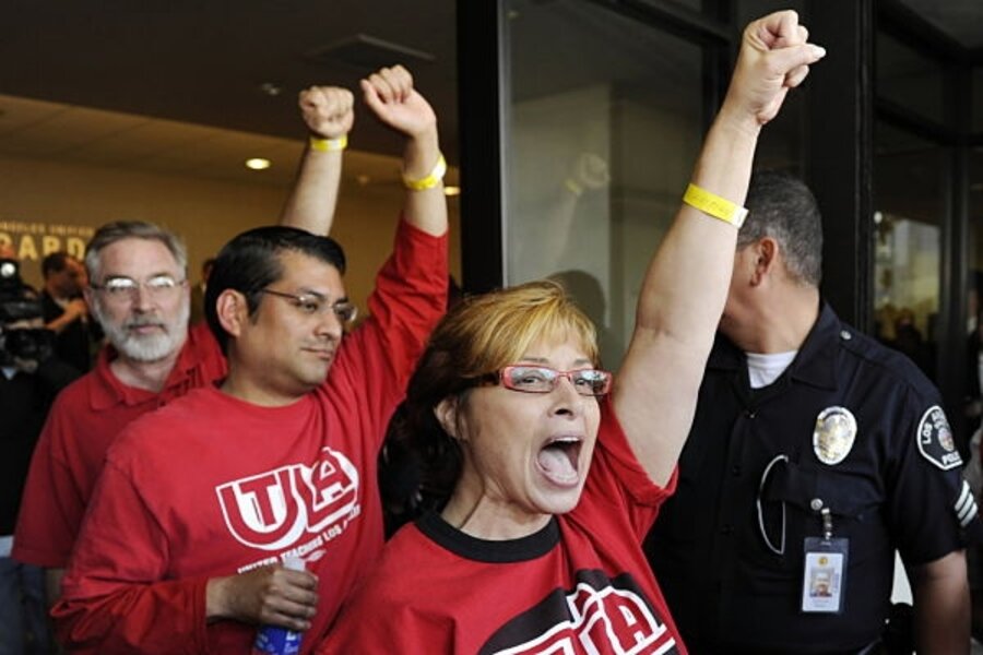 Unions’ dilemma on layoffs: to compromise or not? - CSMonitor.com