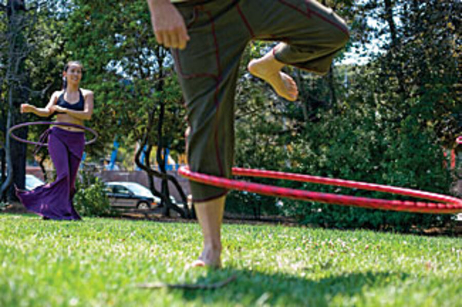 A new fitness craze – Hula Hooping? - CSMonitor.com