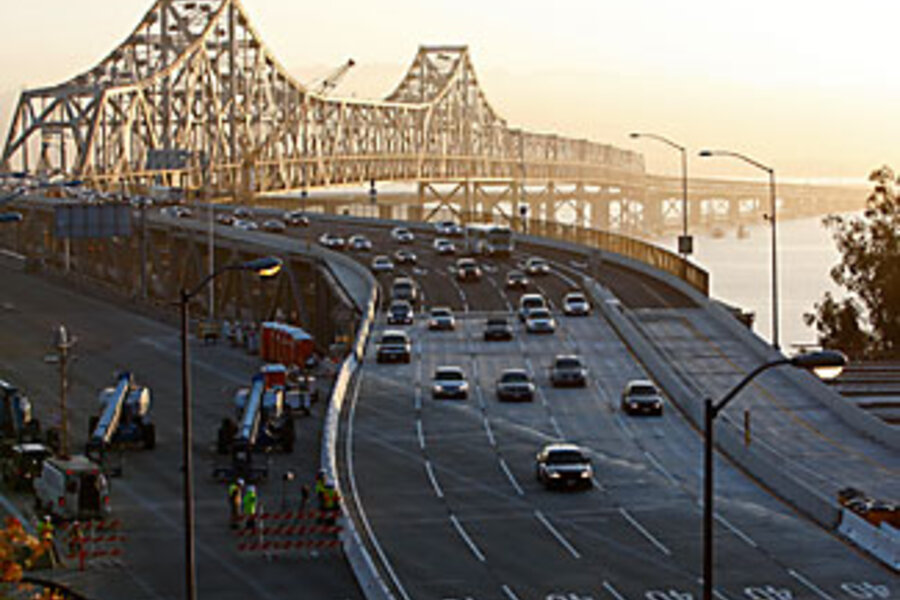 Bay Bridge reopens, but delays on its replacement mount - CSMonitor.com