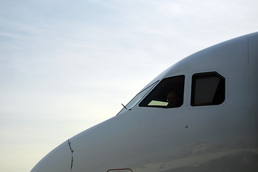 Pilots distracted by laptops? Not in cockpits of the future ...