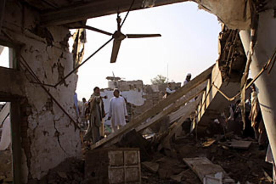 Taliban bomb Peshawar in response to Pakistan offensive - CSMonitor.com