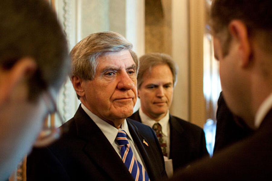 Ben Nelson backs healthcare reform bill, Dems see finish line ...