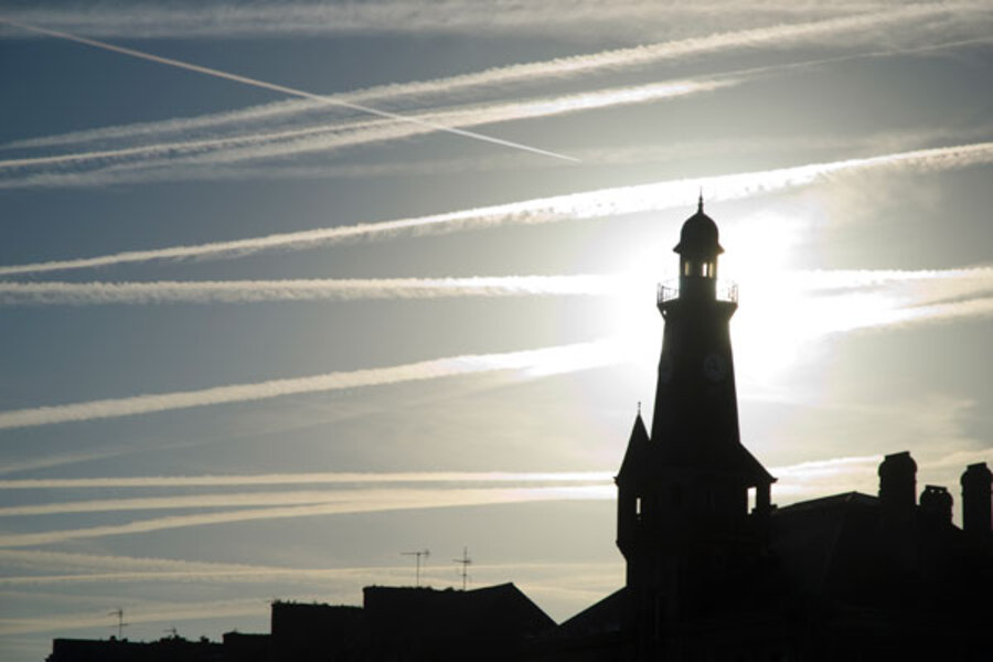 Airplane contrails and their effect on temperatures - CSMonitor.com