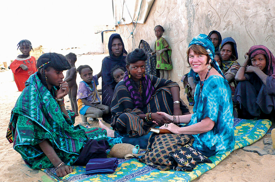 A California artist works to bring health care and education to nomads ...