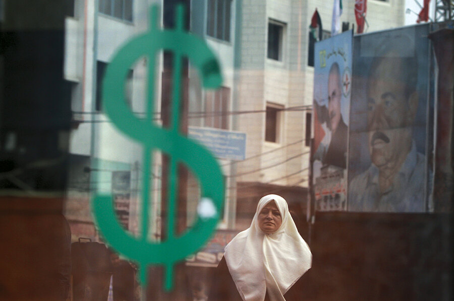 Hamas faces financial crisis after three-year Israeli blockade ...