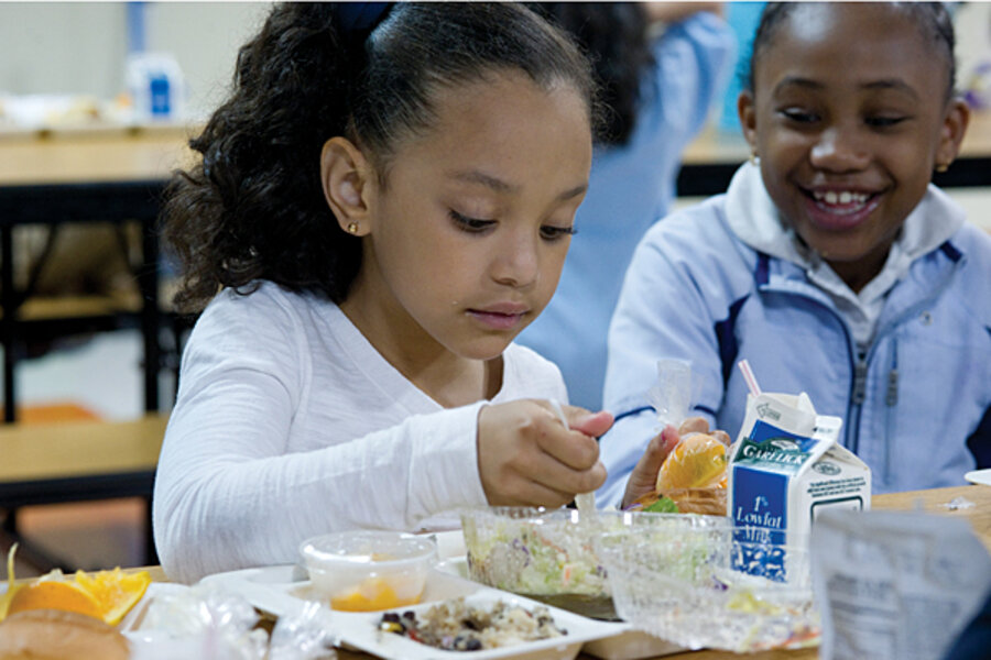 Next on the feds' menu? Overhauling school lunches. - CSMonitor.com