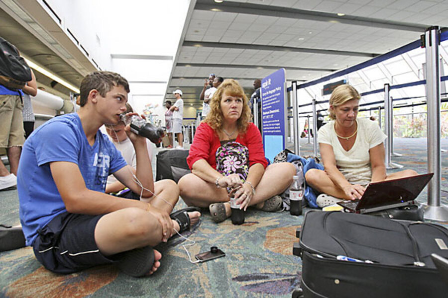 Spirit Airlines pilot strike delays thousands - CSMonitor.com