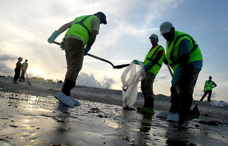 Top Kill 2: BP aims to turn off Gulf oil spill spigot soon - CSMonitor.com