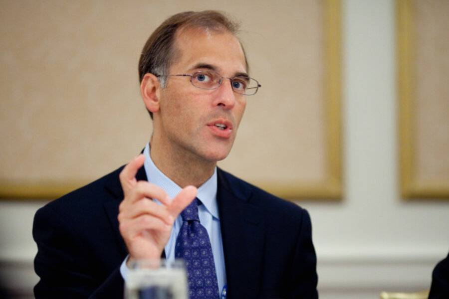 Mark Zandi: One economist who's expecting clear skies in another year ...