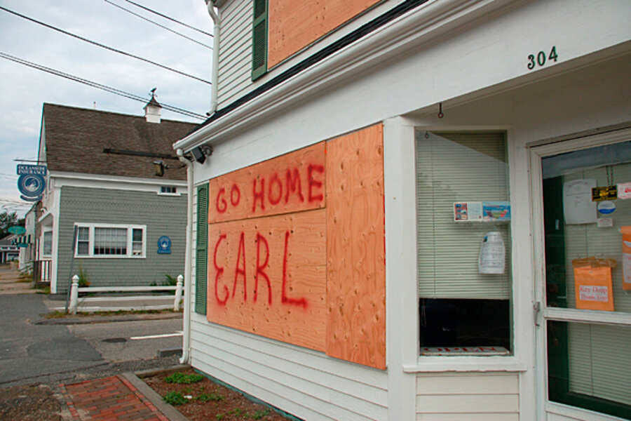 Hurricane Earl update: storm surges up coast toward Cape Cod ...
