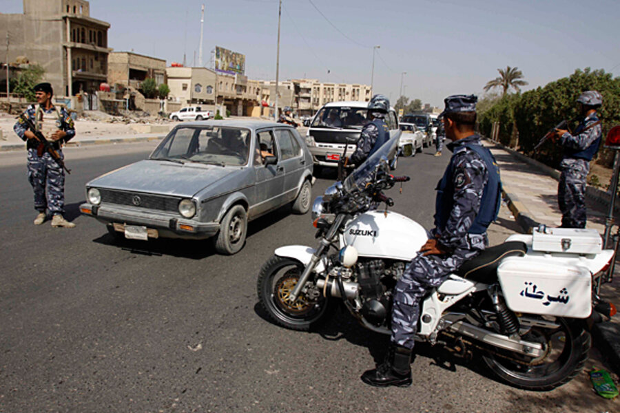 In Iraq, a search for four prisoners who escaped maximum-security US ...