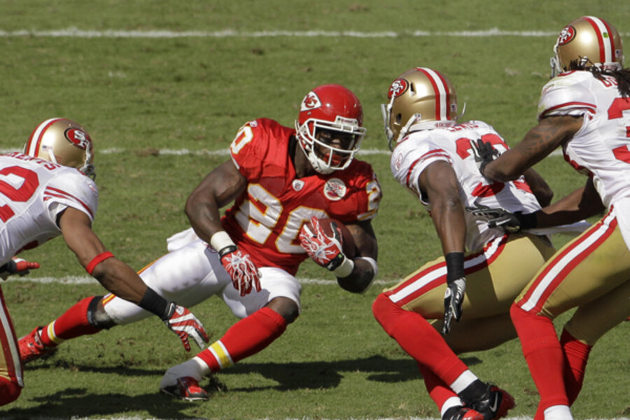 Tony Moeaki catch, Chiefs running game impressive in win over 49ers ...