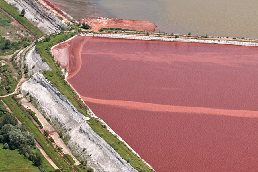 Hungary moves to seize company connected to red sludge spill ...