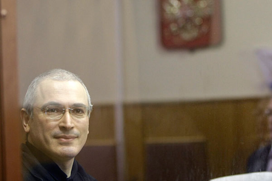 At Khodorkovsky trial, defiant ex-oil tycoon lashes out at Russia ...
