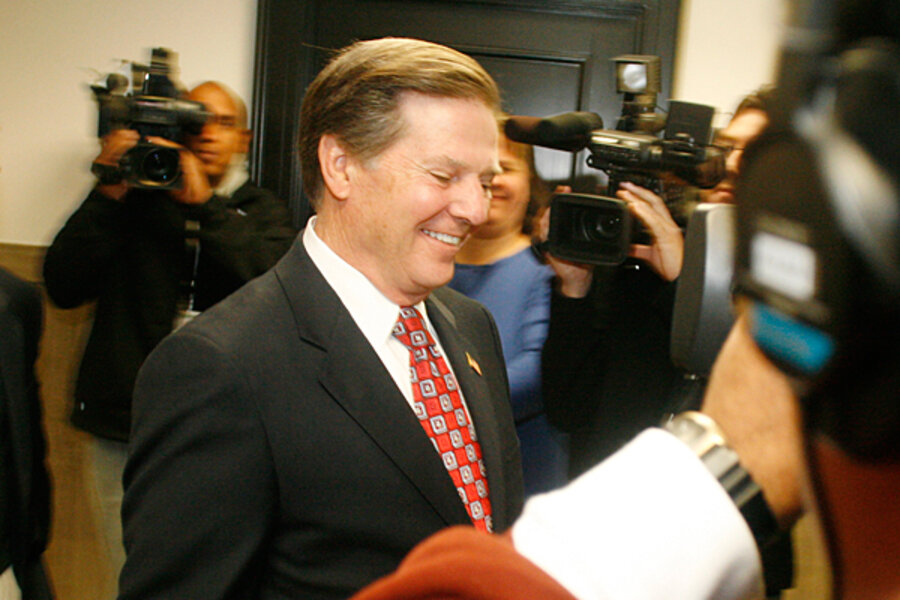 Tom DeLay, former House majority leader, sentenced to three years in ...