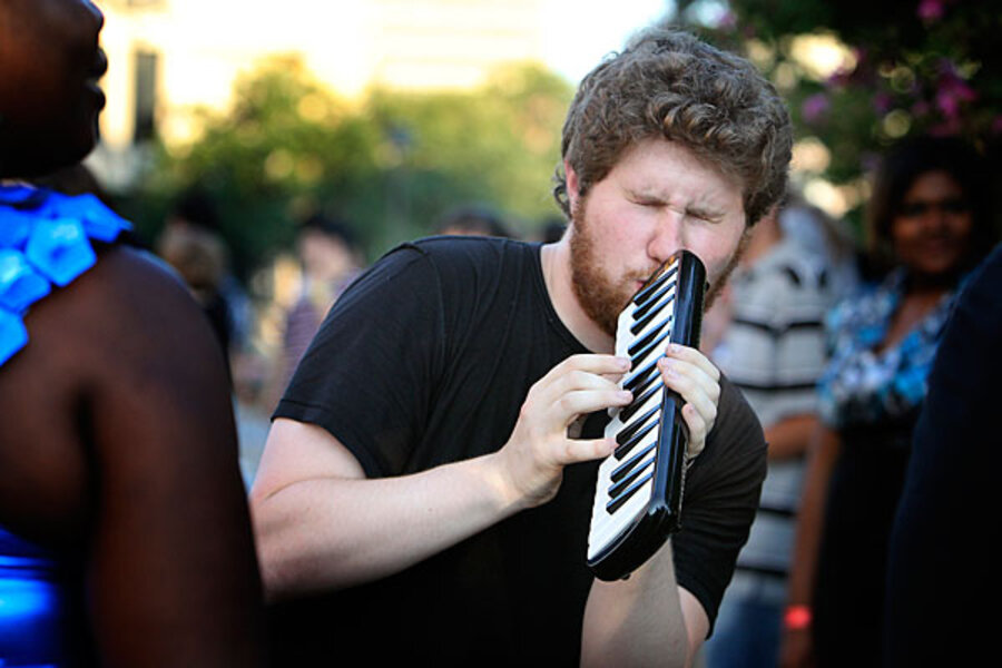 Casey Abrams sets the bar for American Idol Hollywood Week solos (video ...