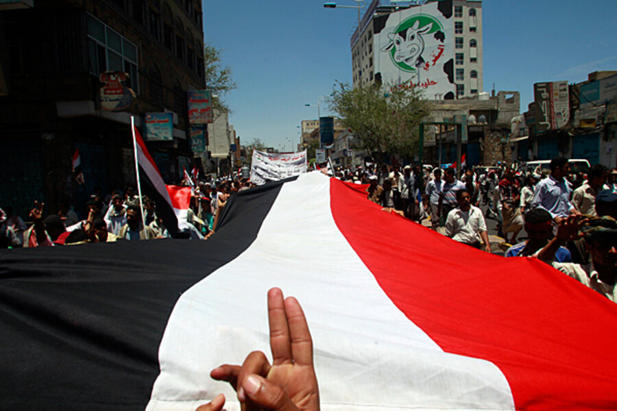 Gulf Council presents Yemen's Saleh with exit plan - CSMonitor.com