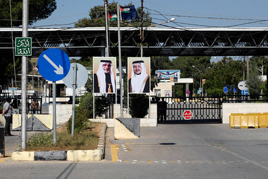 Syria's military shows signs of division amid crackdown - CSMonitor.com