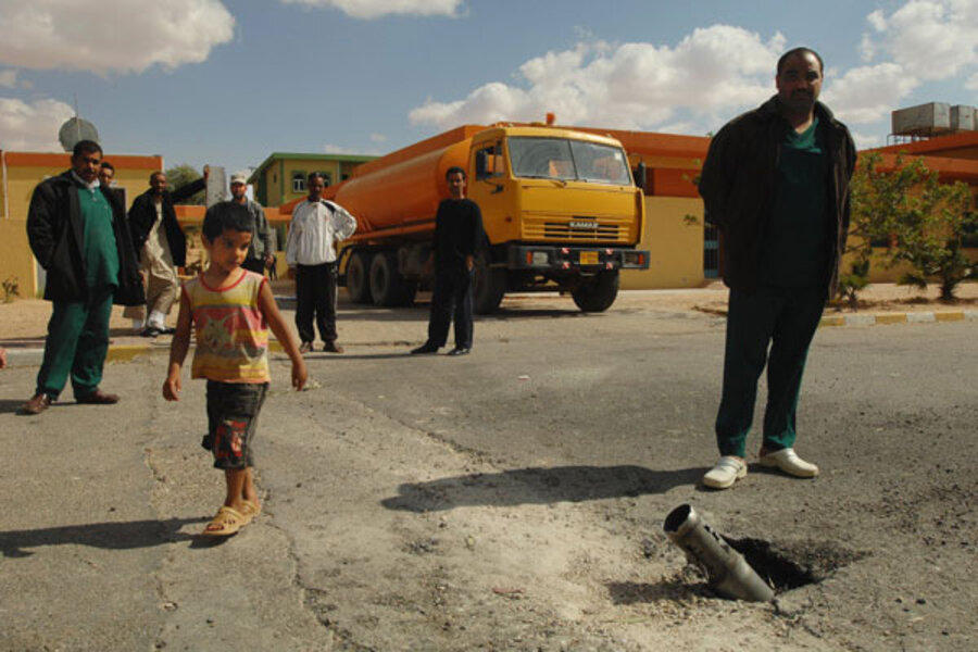 Rebels defy Qaddafi's fear offensive in Libya's western mountains ...