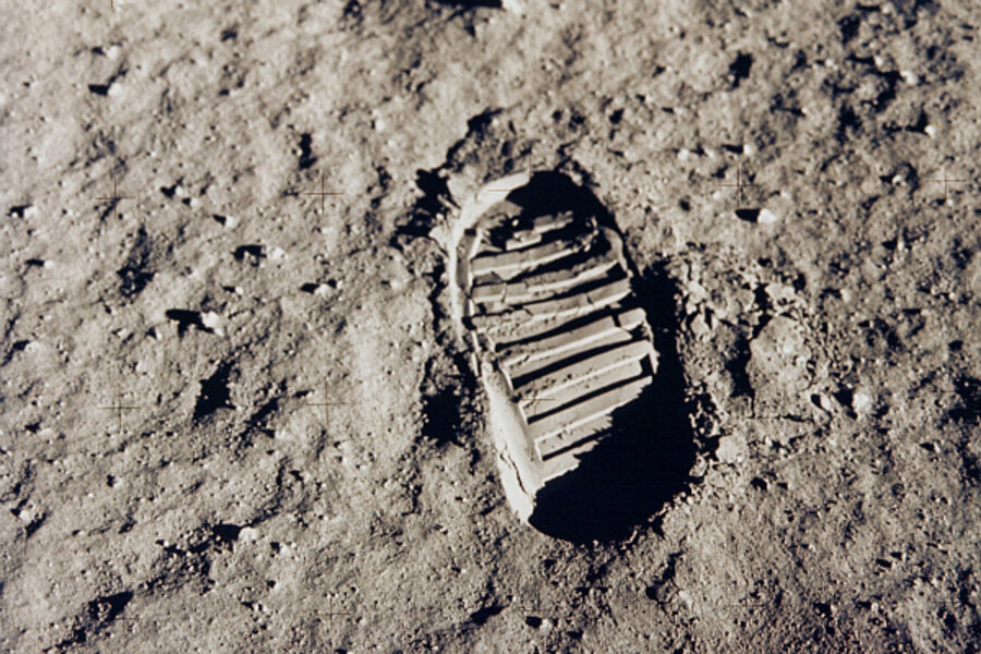 Moon dust from Apollo 11 mission discovered at St. Louis auction house ...