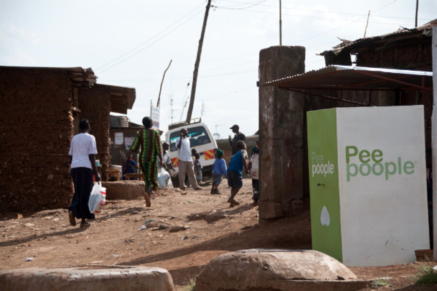'Mama Poo' brings simple sanitation to a Kenyan slum - CSMonitor.com