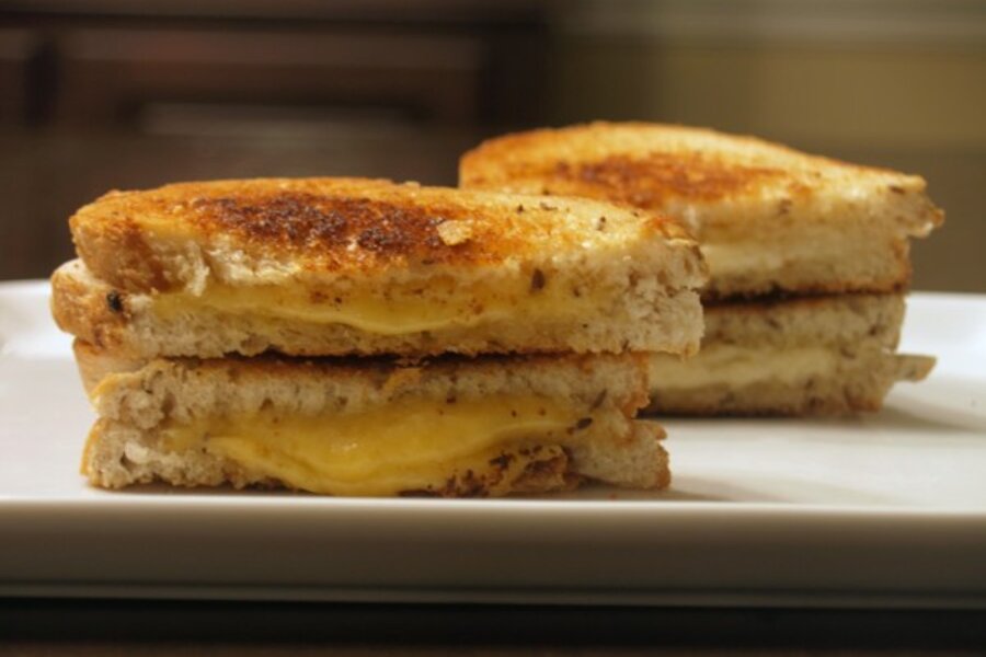 'Vintage Van Gogh' grilled cheese sandwich - CSMonitor.com